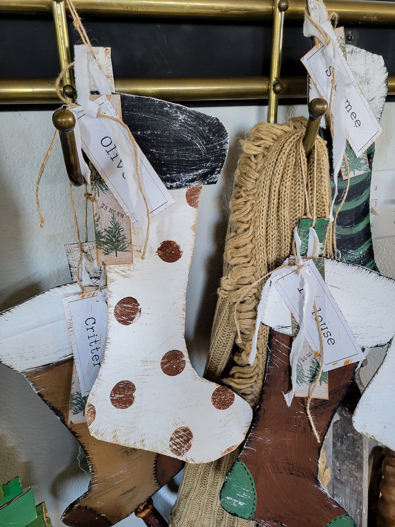 DIY Stockings from Cardboard for a Budget-Friendly Christmas - Kim ...