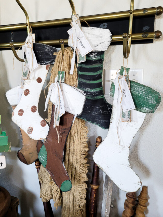 DIY Stockings from Cardboard for a Budget-Friendly Christmas - Kim ...