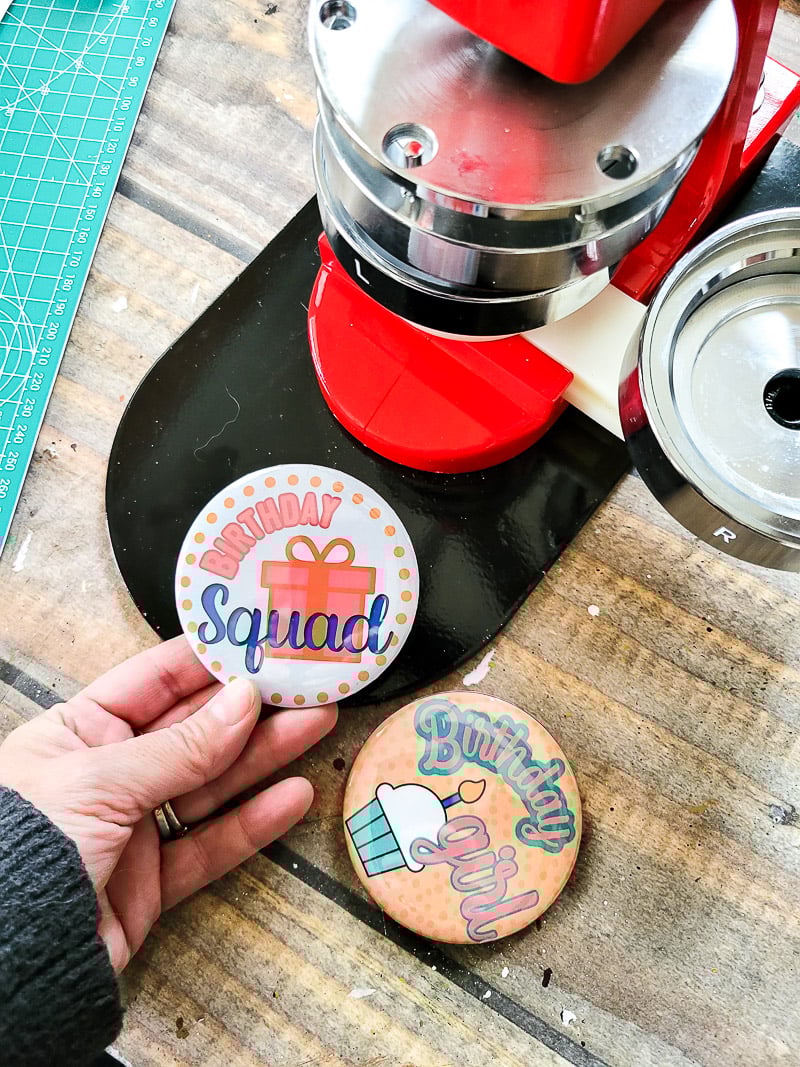 DIY Birthday Girl Buttons - Kim Pepper Blog
